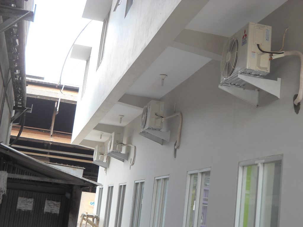 AC DAIKIN SPLIT WALL (STANDARD)